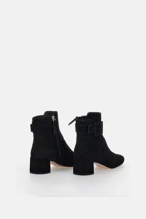 ROGER VIVIER Boots