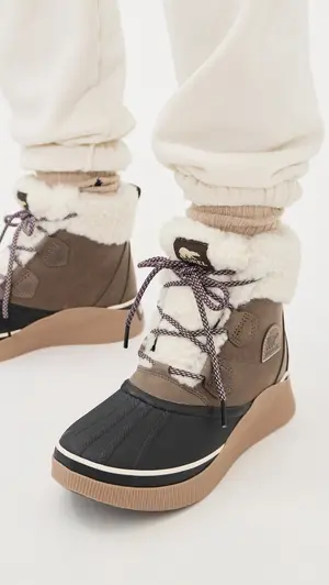 Sorel Out N About Iv Chillz Waterproof Boots