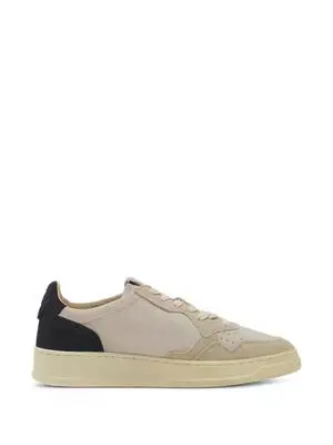 AUTRY Medalist Low Tricolor Sneakers In Suede Color White, Sand And Blue Space - Neutrals