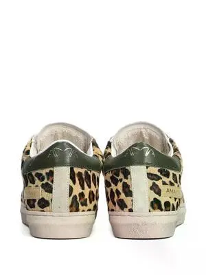 AMA-BRAND Leopard-print Star-patch Sneakers