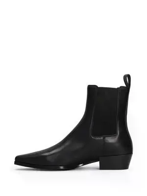 STRATEGIA SHOES Pointed-toe Ankle Boots - Black