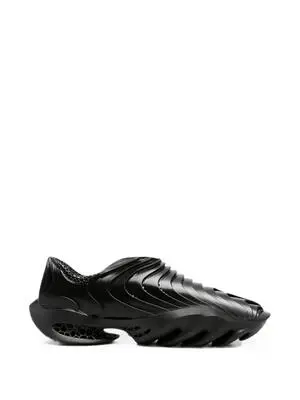 ALIVEFORM Stratum Fang Sneakers - Black