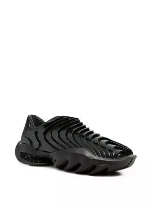 ALIVEFORM Stratum Fang Sneakers - Black