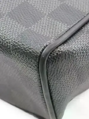 LOUIS VUITTON 2017 Mm District Damier Graphite Shoulder Bag