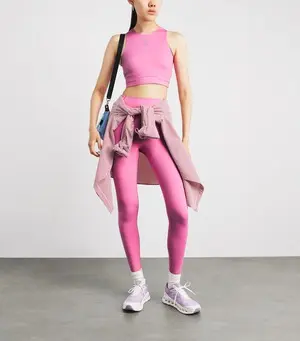 On Train Leggings