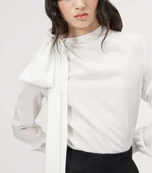 Alexander McQueen Silk Bow-shoulder Blouse - White