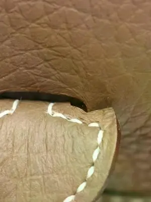 Hermès Leather Shoulder Bag - Brown