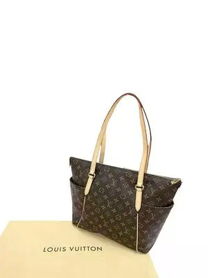 LOUIS VUITTON 2009-2014 Monogram Totally Mm Tote Bag