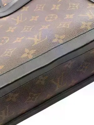 LOUIS VUITTON 2019 Monogram Solar Ray Soft Trunk Crossbody Bag