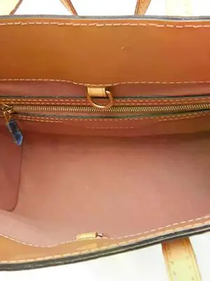 LOUIS VUITTON Monogram Vernis Catalina Bb Handbag
