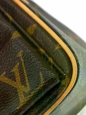 LOUIS VUITTON 1990-2000s Monogram Viva Cite Shoulder Bag