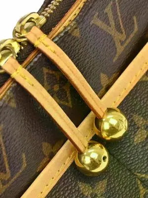 LOUIS VUITTON 2005 Popincourt Long Shoulder Bag