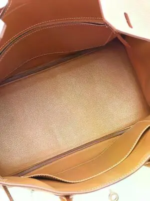Hermès 30 Birkin Handbag - Brown