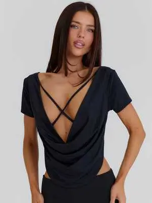 OUTCAST Summa Longline Top