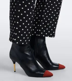Valentino Garavani Sinead Vlogo Leather Ankle Boots