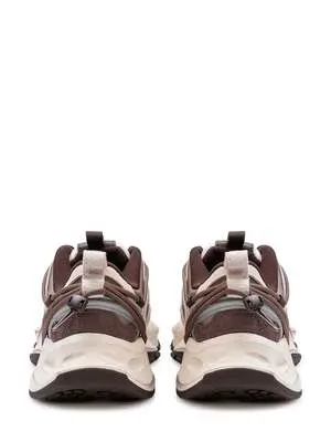 ADIDAS XLG RUNNER DELUXE Xlg Runner Deluxe 2 Sneakers - Owhite