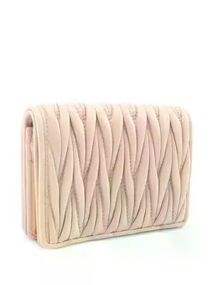 Miu Miu Matelassé Bi-fold Wallet - Pink