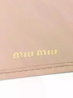 Miu Miu Matelassé Bi-fold Wallet - Pink