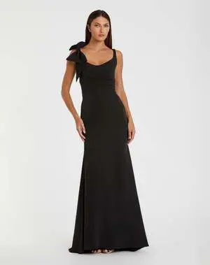Mac Duggal Scoop Neck Trumpet Gown - Black
