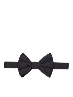 Giorgio Armani Pure Silk Self-tie Bow Tie - Black