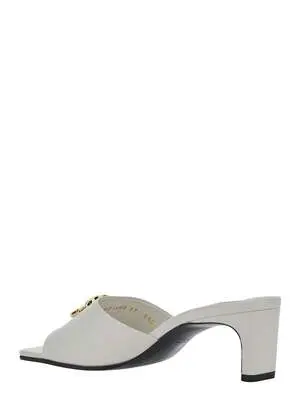 Gucci White Sandals With Gg Logo Plaque On The Front In Leather For - Multicolor