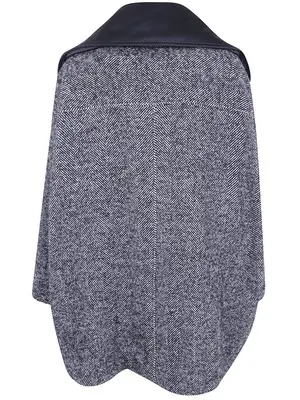 N.21 Long-sleeved Coat With A Lapel Collar