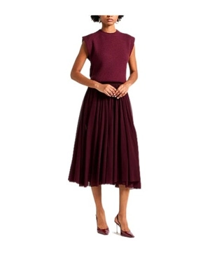 Brunello Cucinelli Minimalist Sleeveless Crewneck Knit Top