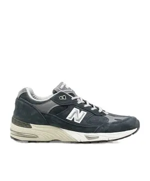 NEW BALANCE 991 Sneakers