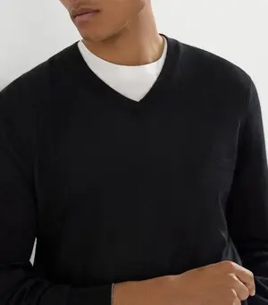 Brunello Cucinelli Cashmere-silk V-neck Sweater