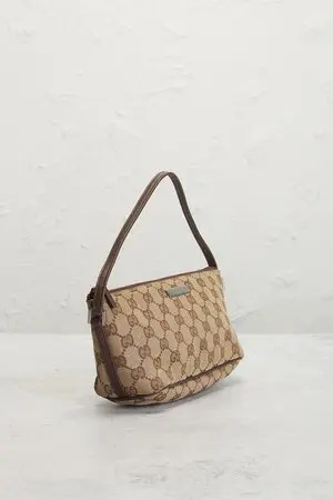 Gucci Gg Boat Pochette Shoulder Bag - Brown