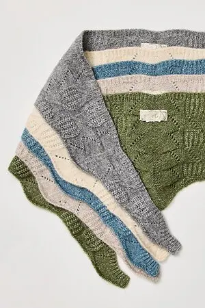 Free People Cable Knit Triangle Scarf - Heather Grey