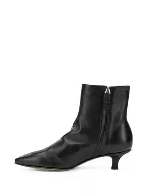 POMME D´OR Pointed-toe Leather Ankle Boots