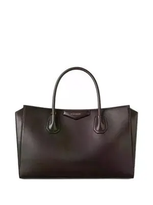 Givenchy Medium Antigona Catchall Bag In Shiny Grained Leather