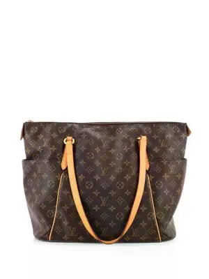 LOUIS VUITTON Monogram Canvas Totally Gm Shoulder Bag