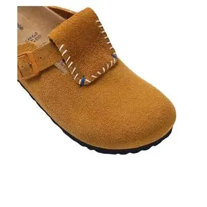 BIRKENSTOCK Boston Cap Clogs - Honey