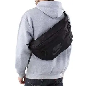 Nike Tech Hip Pack