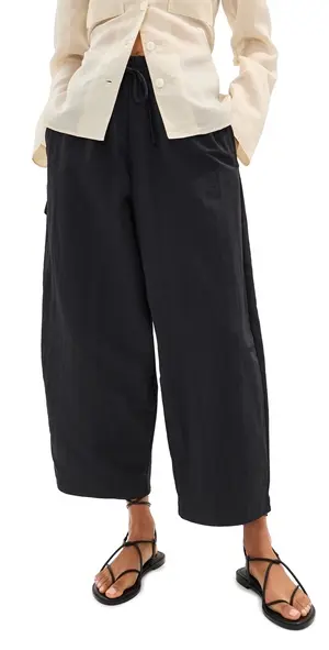 Le Bop Knee Length Pants For Women