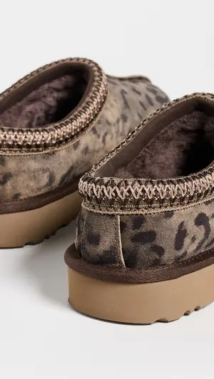 UGG Tasman Spotted Slippers - Chestnut