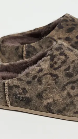 UGG Elea Spotted Slippers