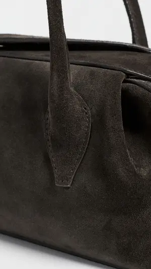 Yuzefi Oyster Shoulder Bag
