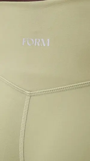 FORM Core Leggings - Matcha