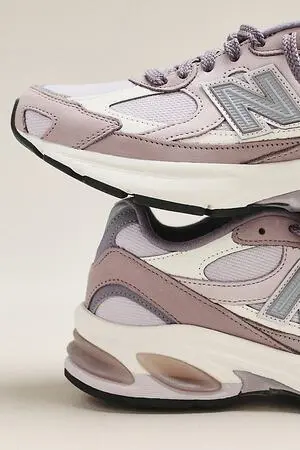 NEW BALANCE 2010 Sneakers