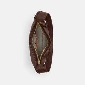 COACH OUTLET Curve Zip Bag - Brass/maple