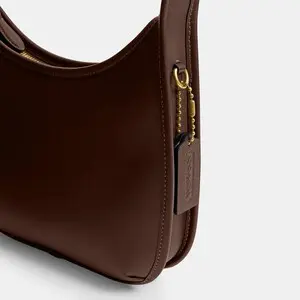 COACH OUTLET Curve Zip Bag - Brass/maple