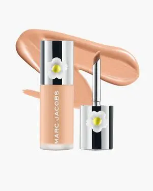 Marc Jacobs Nude Awakening Foundcealer In 200n