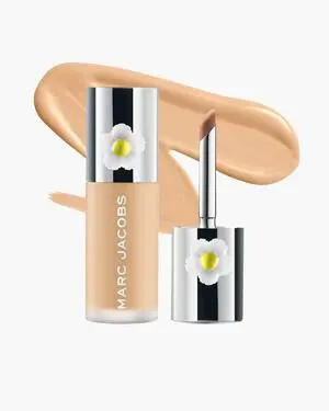 Marc Jacobs Nude Awakening Foundcealer In 205w