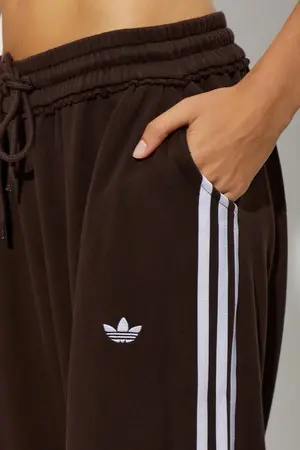 ADIDAS ORIGINALS Wide-leg Sweatpants