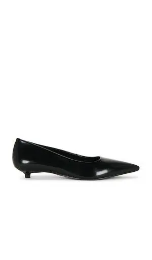Steve Madden Ardyn Pump