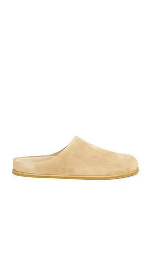 Vince Leo Suede Shoe In Brown - Camel