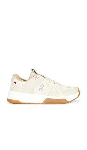 On The Roger Clubhouse Pro 2 Sneaker In Beige
